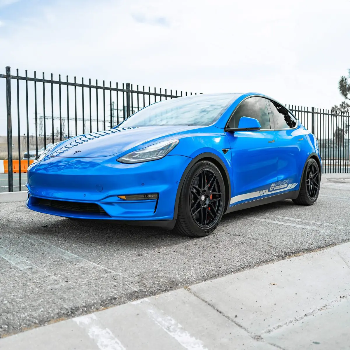 Tesla Model Y Luxury Wheel & Tire Set - UP x BBS
