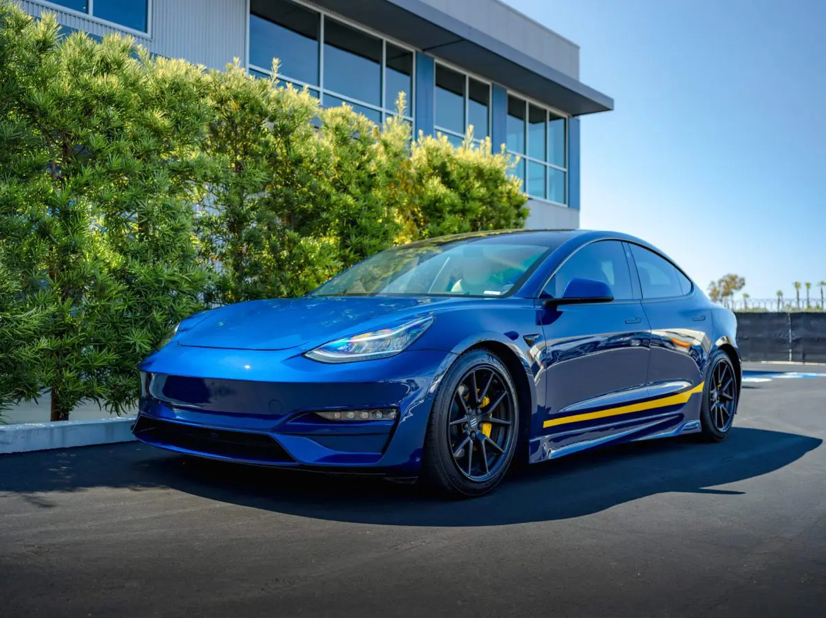 Tesla Model 3 Media Gallery - Unplugged Performance