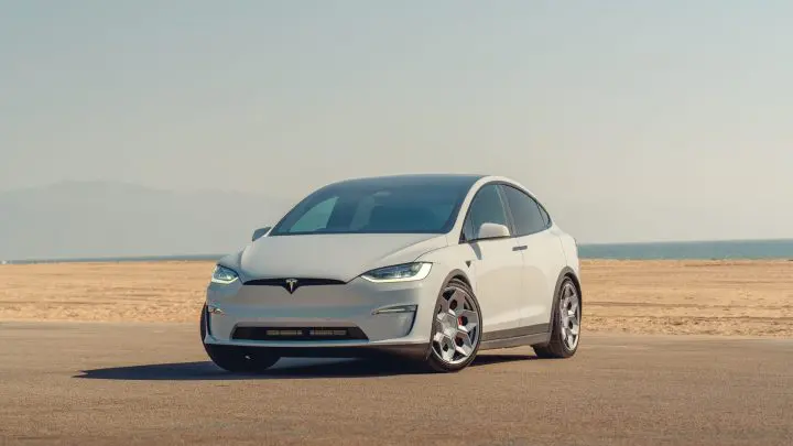 Tesla Model X Media Gallery - Unplugged Performance