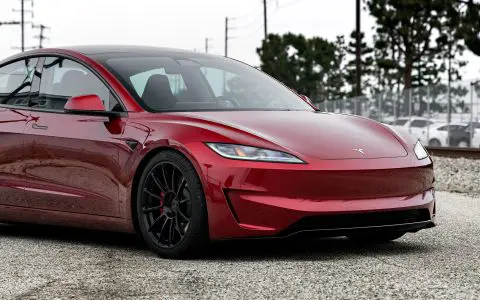 Ultra Red Tesla Model 3 Performance - UP-03 Forged Wheels In Gloss Black
