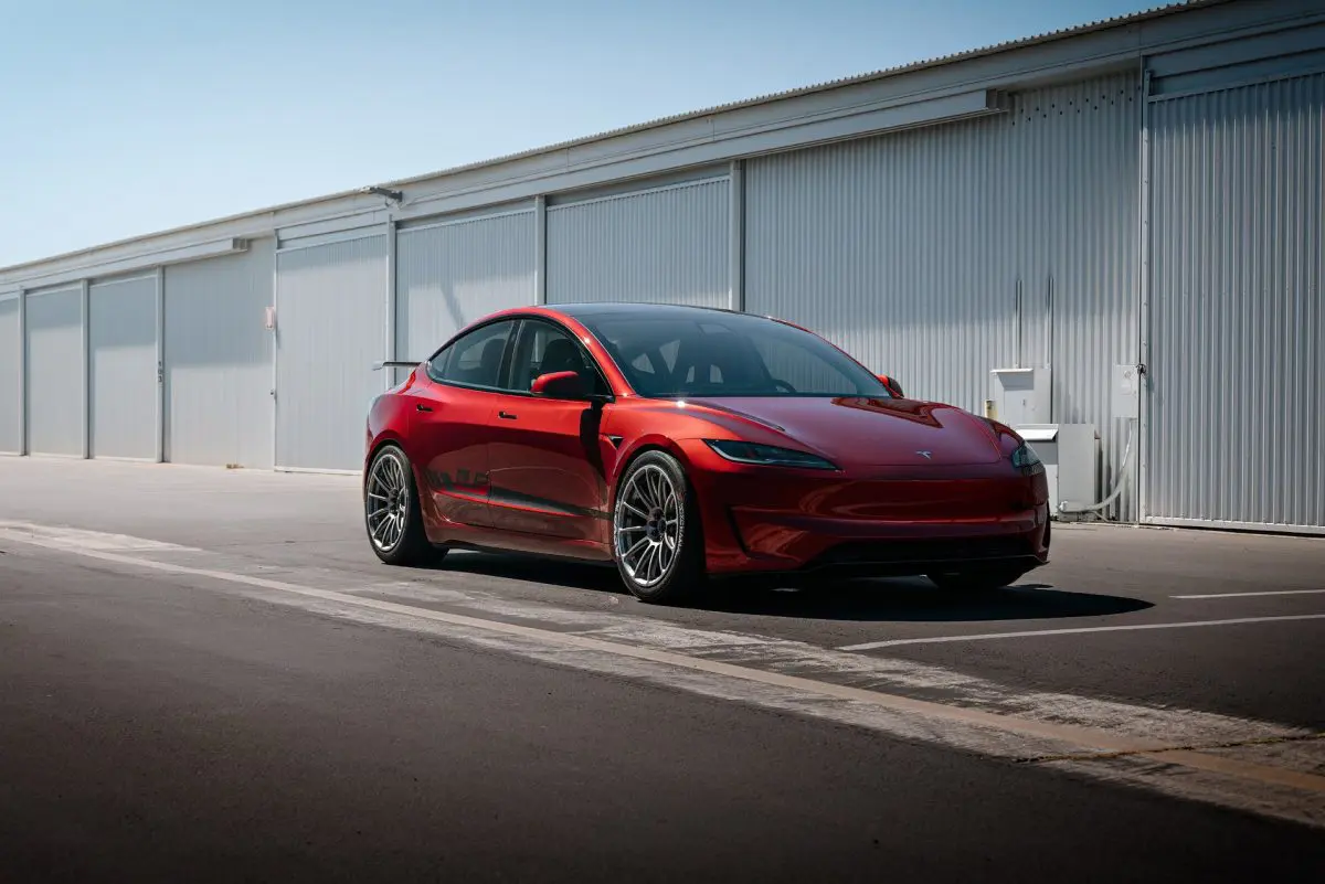 Tesla Model 3 Media Gallery - Unplugged Performance