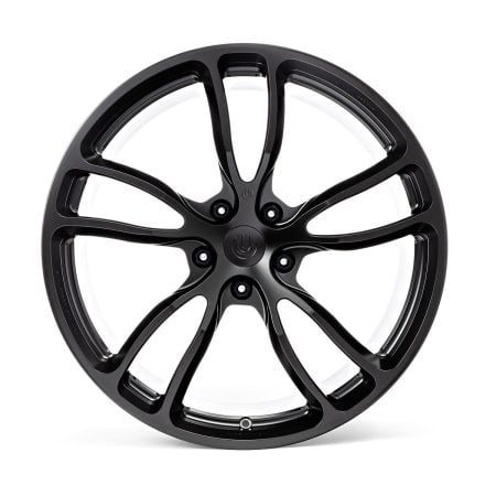 Tesla Model S / Plaid Wheel Size, Bolt Pattern & Fitment Guide