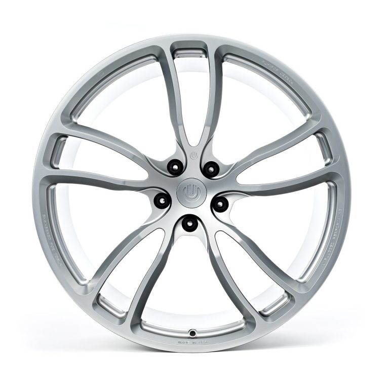 2021+ Tesla Model S Plaid / Long Range UP-02 Forged Wheels