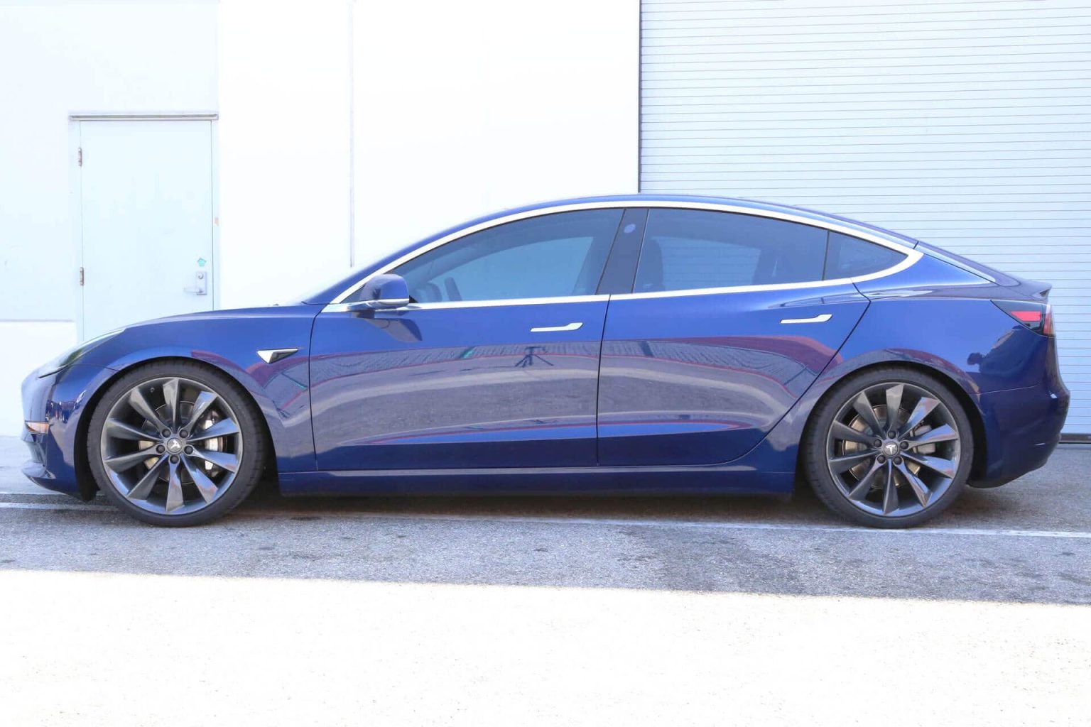 TESLA MODEL 3 - DUAL RATE LINEAR LOWERING SPRINGS INSTALLATION GUIDE