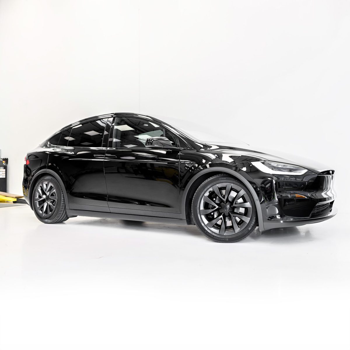 2021+ Tesla Model X - Air Suspension Upgrade (Lowering) Kit