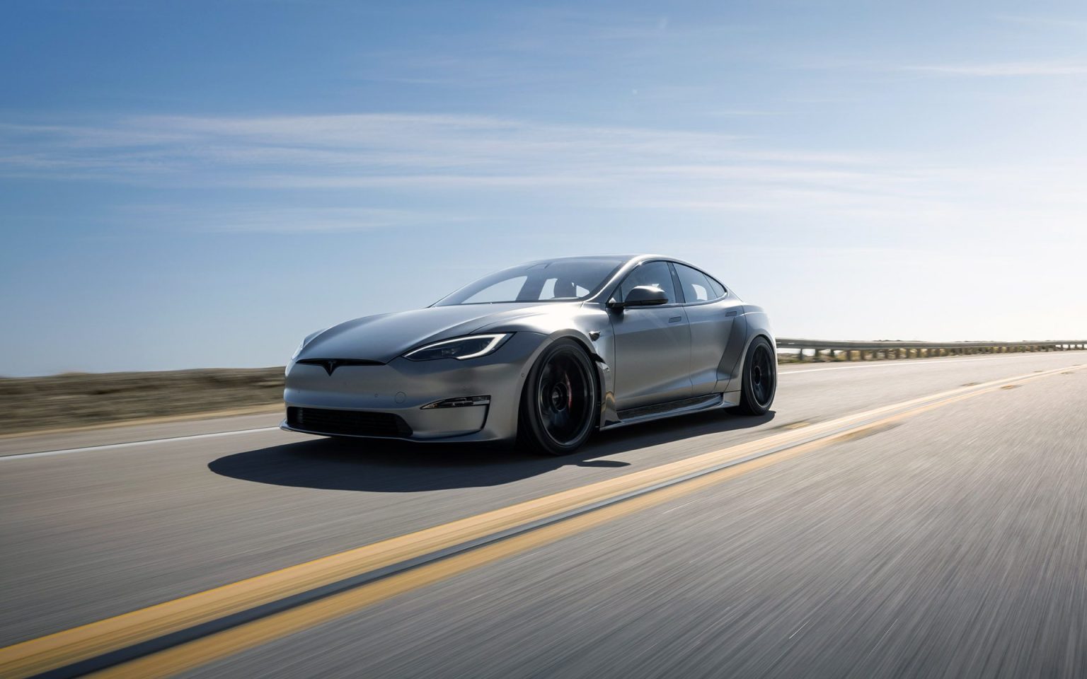 Matte Iridescent White OMAZE Unplugged Performance Tesla Model S Plaid ...