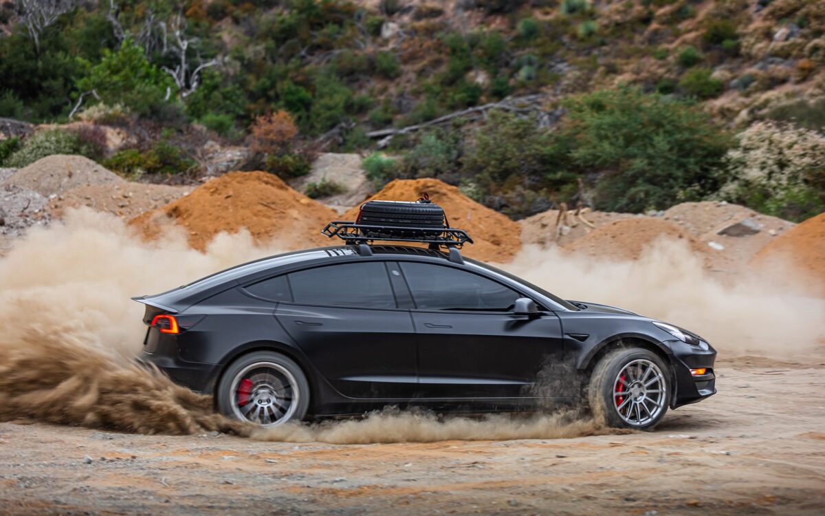 Model 3 Dirt & Snow Pro Coilover Suspension Lift Kit
