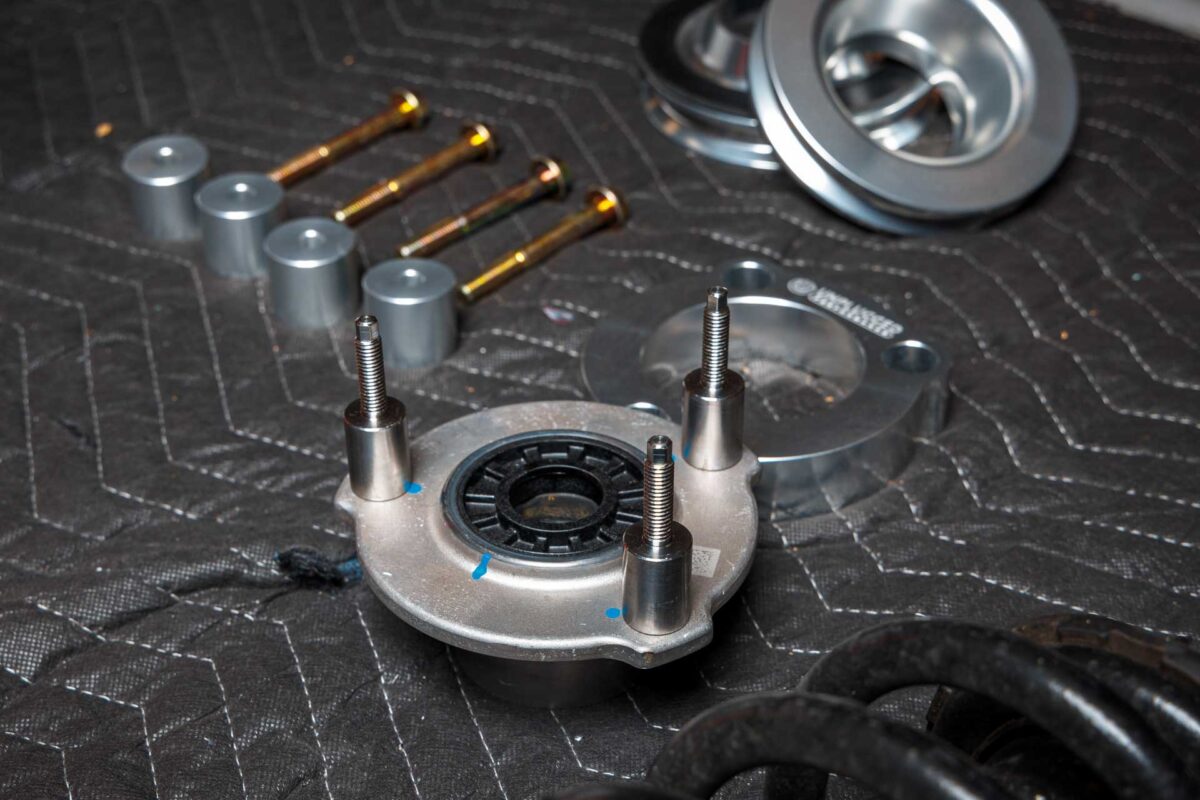 Tesla Model Y Leveling Lift Kit: Gain Ground Clearance, Keep Factory ...